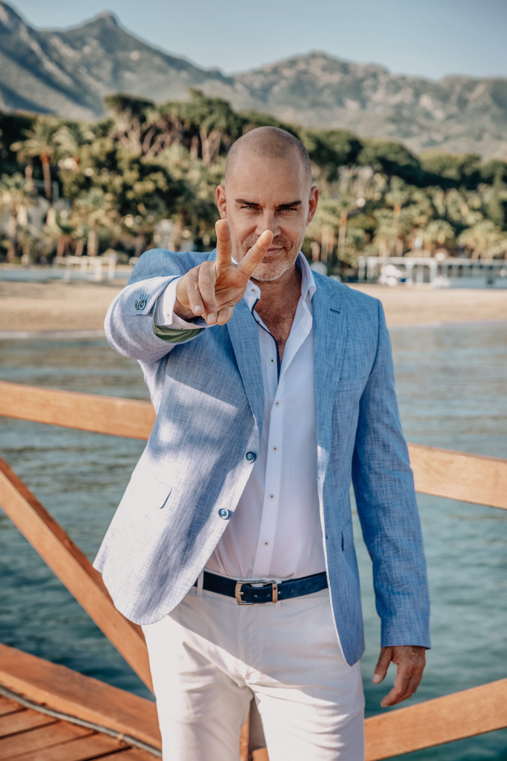 Den skæve vinkel: Jacob Johansen – La Danesa