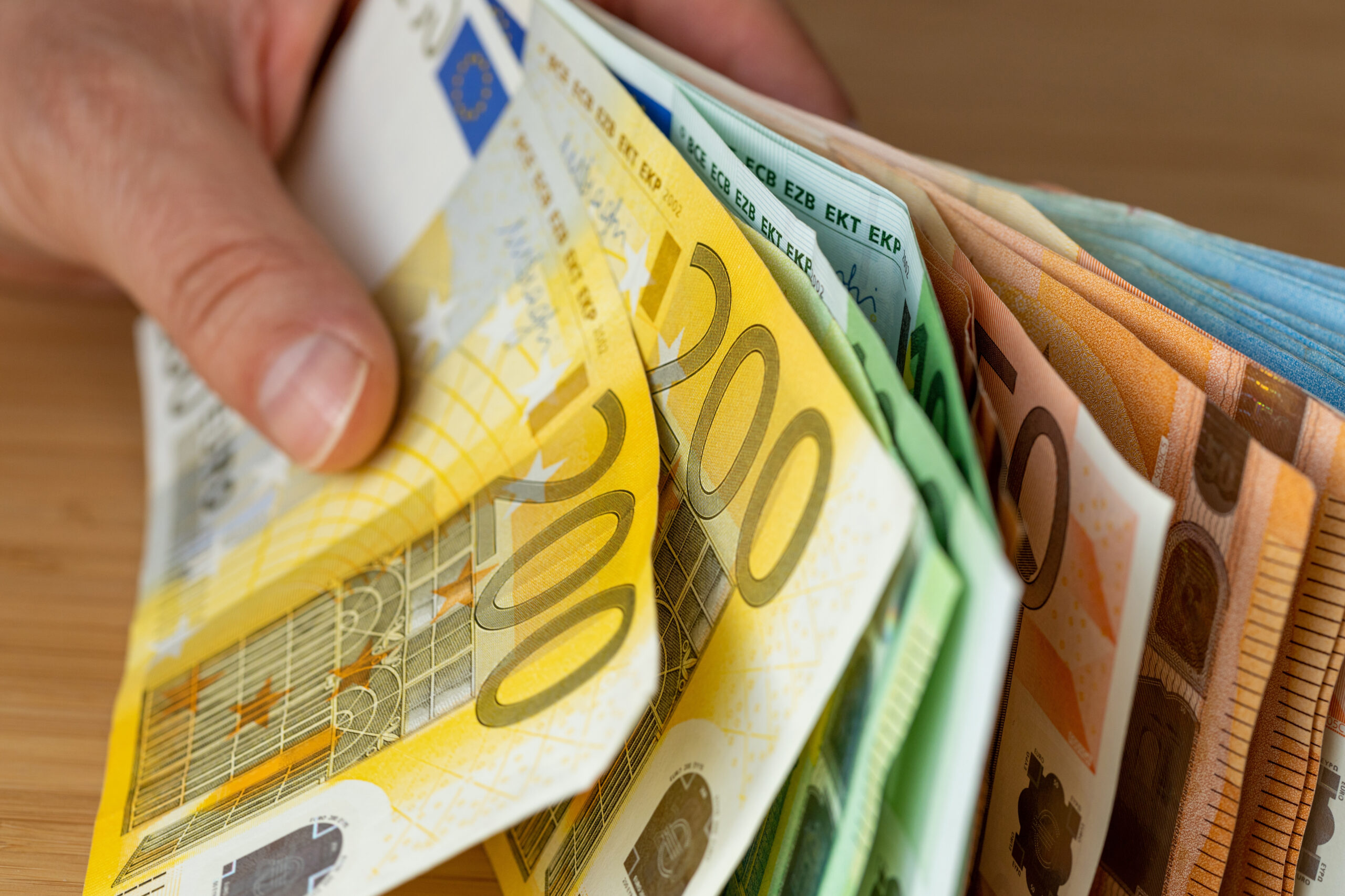 Formand for ejerforening betaler sig selv € 86.700 – La Danesa