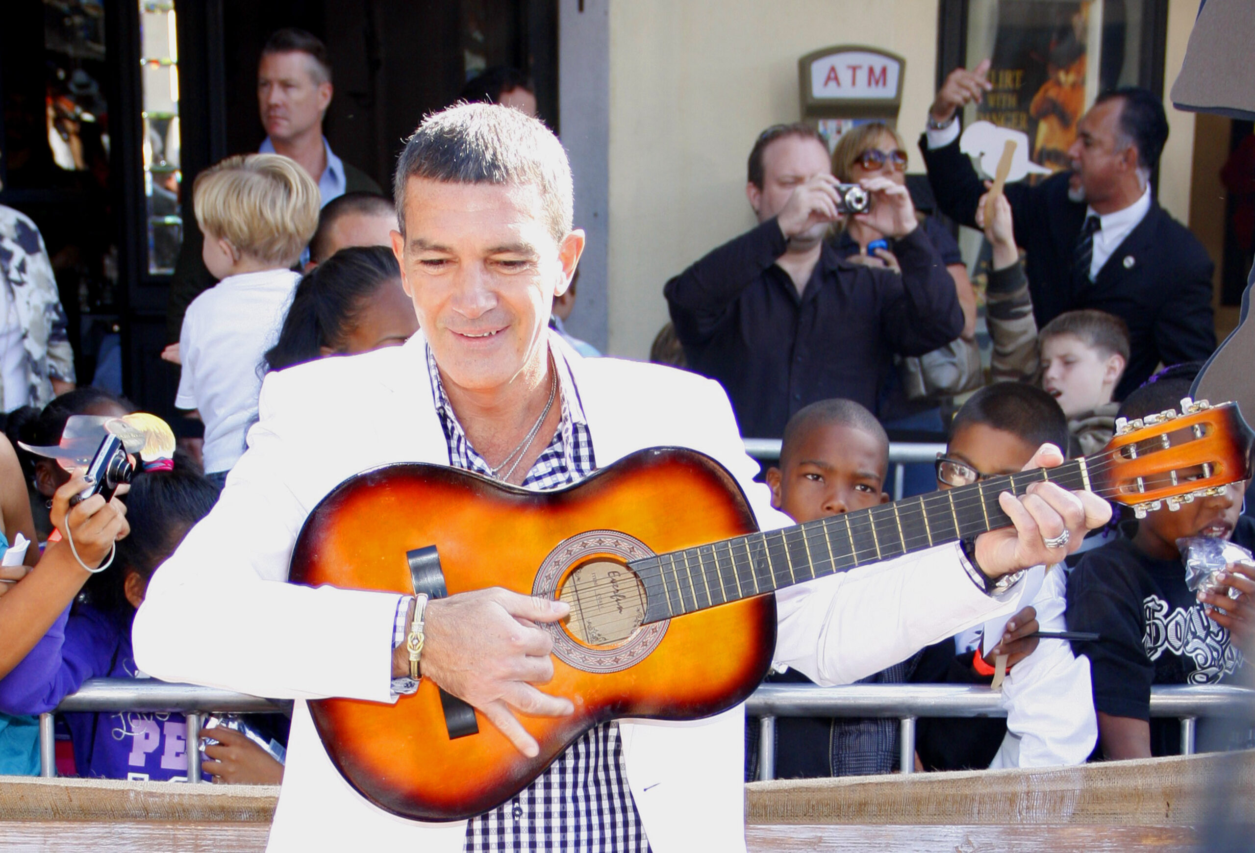 Antonio Banderas klar med ny musical – La Danesa